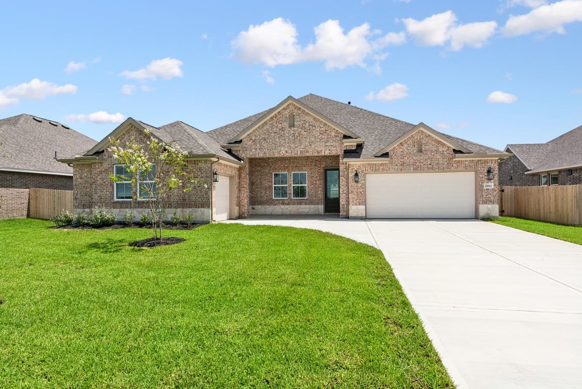New Homes for Sale in Mont Belvieu, TX - Grand Oaks
