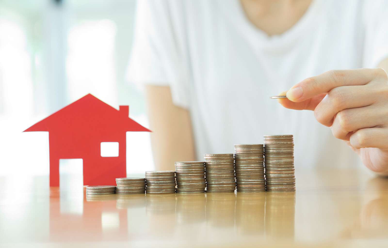 How To Save For a House: Easy Ways to Save for a New Home